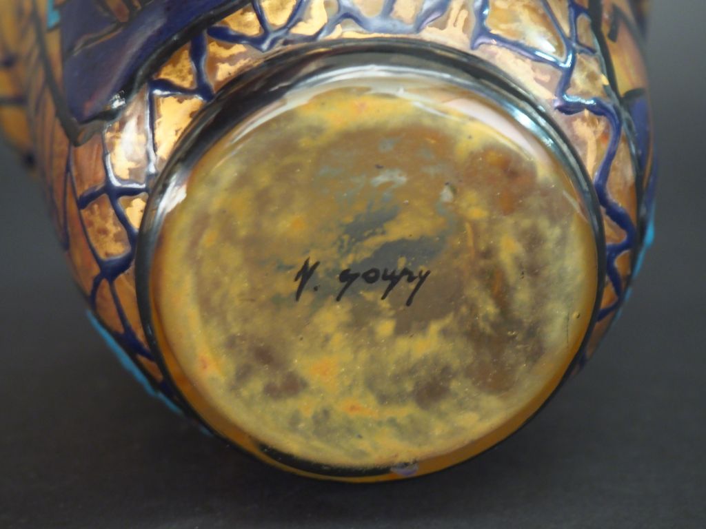 Lot de GOUPY. Vase cornet Art Déco en verre polychrome à décor émaillé ...